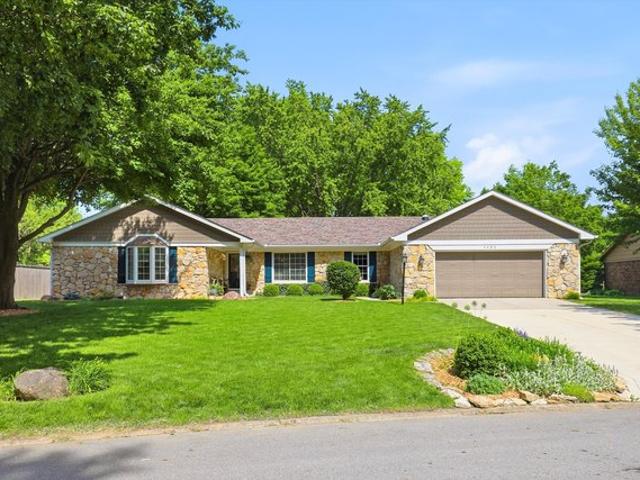 9689 Sycamore Rd, Carmel, IN 46032