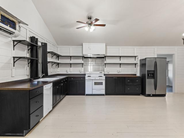 9680 Buttermilk Ridge Rd, Lawrenceburg, TN 38464 | Compass