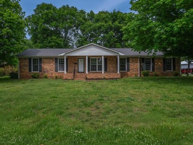 968 Galloway St, Lewisburg, TN 37091