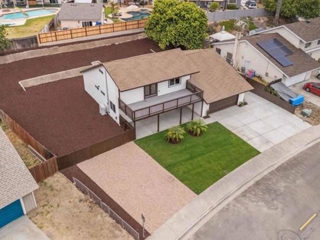 968 Highland Dr, Vista, CA 92083