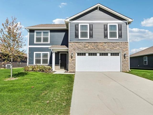968 Lotus Dr, Greenfield, IN 46140