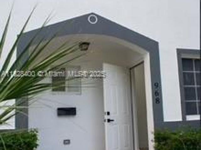 968 N 18th Ct, Hollywood, FL 33020 | MLS #A11828 | Compass