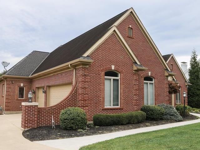 968 Woodchuck Dr, Villa Hills, KY 41017
