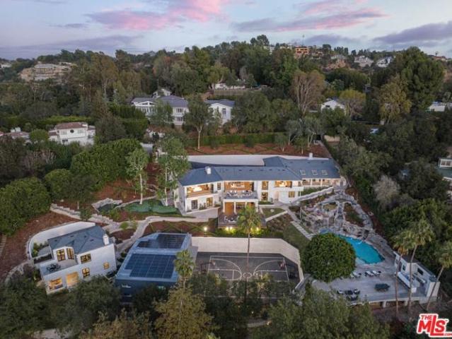 9694 Oak Pass Rd, Beverly Hills, CA 90210