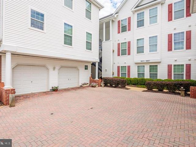 9695 Devedente Drive # 100