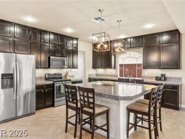 9696 Grayson Hills St, Las Vegas, NV 89139 | MLS #2777
