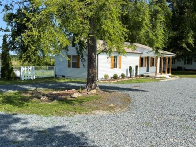 9697 Hwy 52 Highway N