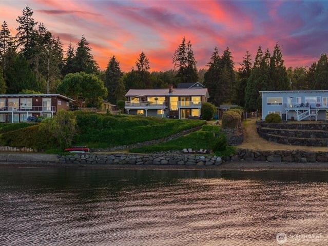 969 12th Ave, Fox Island, WA 98333