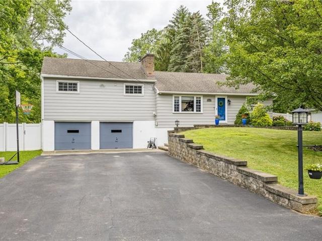 969 Klem Rd, Webster, NY 14580