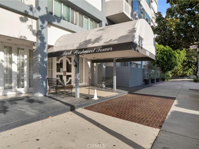 969 Hilgard Ave, Unit 304, Los Angeles, CA 90024 | MLS #SR26047