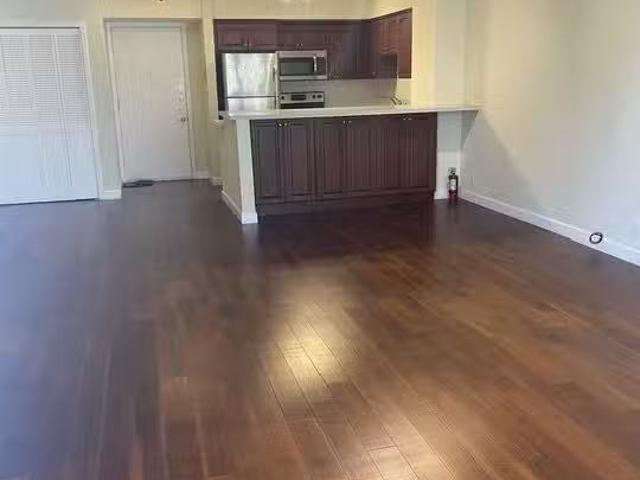969 Hilgard Avenue, Unit 406, Los Angeles, CA 90024 MLS #24 4.