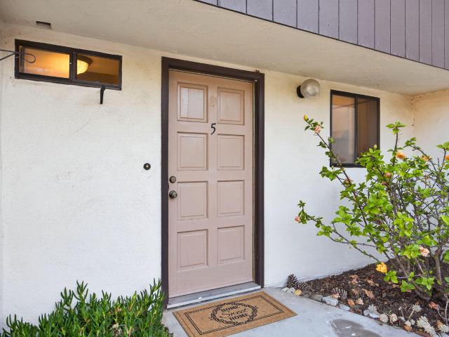 969 Miramonte Dr, Unit 5, Santa Barbara, CA 93109 | MLS #25 4403 | Compass