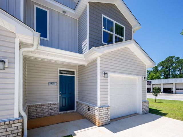969 Skylark Rd, Mary Esther, FL 32569 | MLS #996544 | Compass