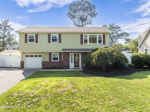 969 Stafford Dr, Toms River, NJ 08753