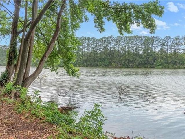 969 Sunnyside Dr, Virginia Beach, VA 23464