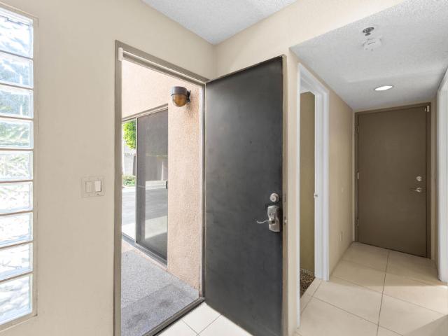 969 Village Square N