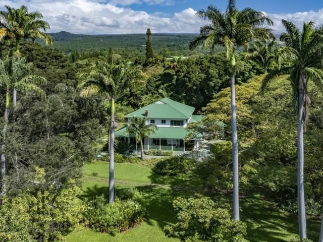 96 3209 Maile St, Pahala, HI 96777