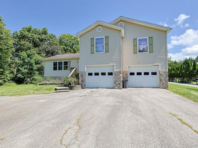 96 Velie Rd, Lagrangeville, NY 12540