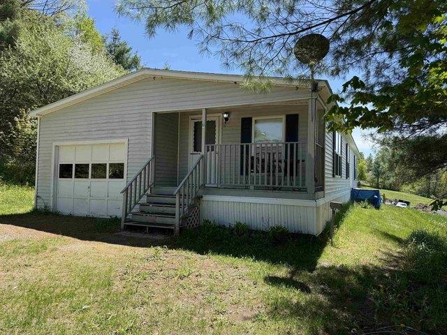 96 Walsh Rd, Waterford, VT 05819
