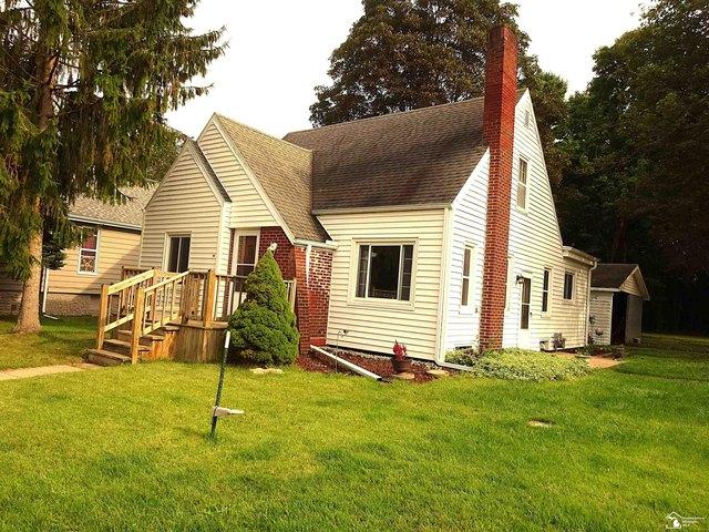 96 Westwood St, Hillsdale, MI 49242