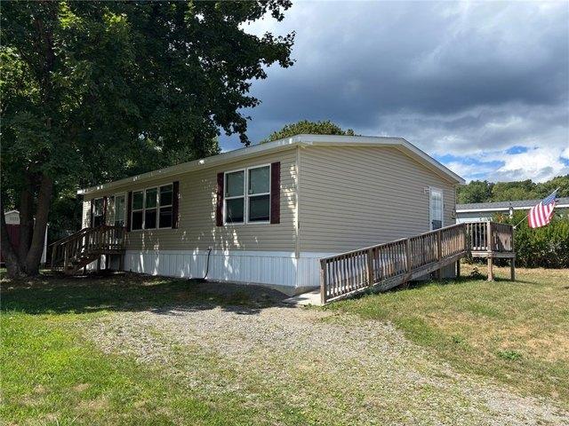96 Willow Cir, Painted Post, NY 14870