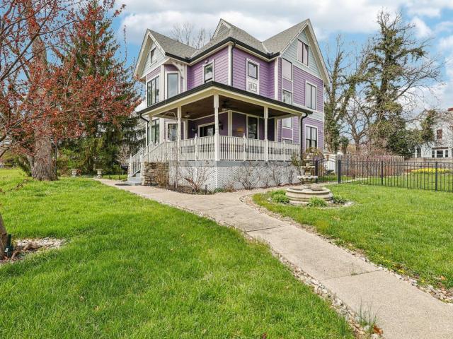96 Woodsdale Ave