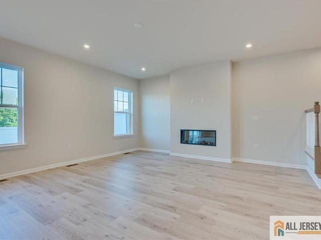 96 Bohar Lane