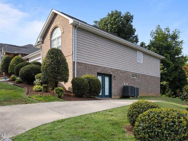 96 Bridgewater Court 0