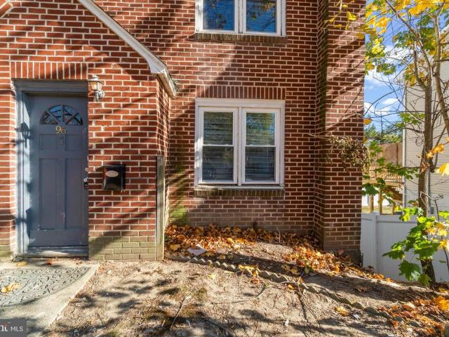 96 Budd Avenue