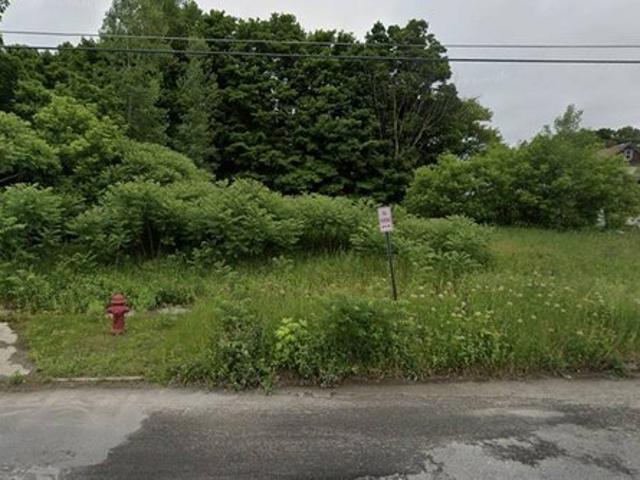 96 Catherine St, Malone, NY 12953