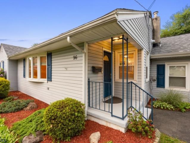96 Comly Rd