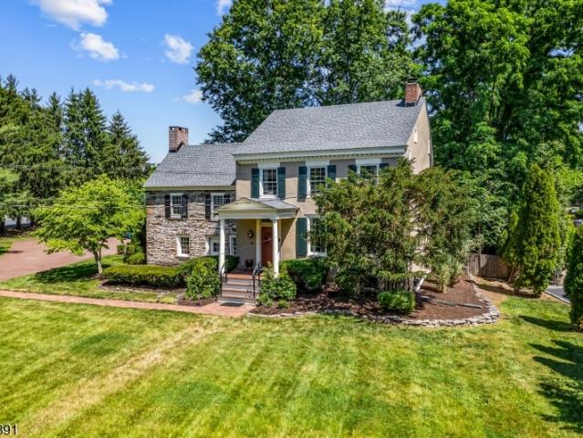 96 Denow Rd