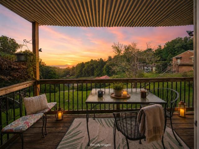 96 Doe Highlands Drive