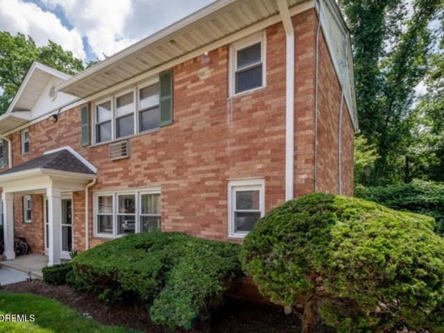 96 East Ave, Unit 82, Atlantic Highlands, NJ 07716 | MLS #22604 | Compass