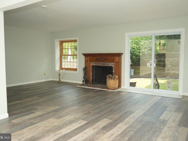 96 Farnwood Road