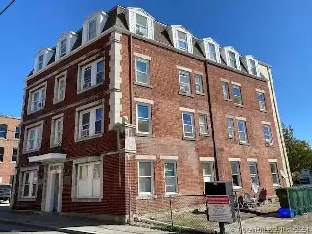 96 Green Street, 2B, New London, CT 06320