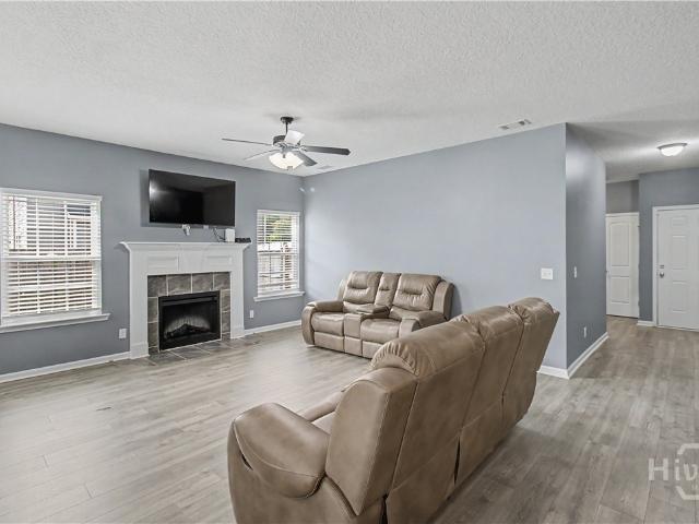 96 Griffin Road