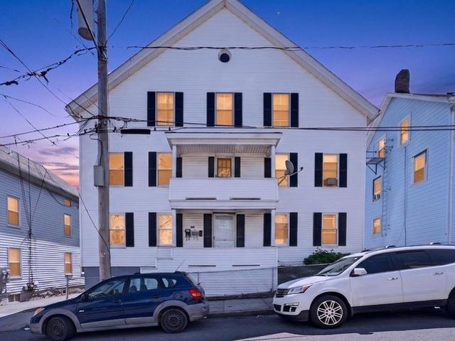 96 John St, Fall River, MA 02721