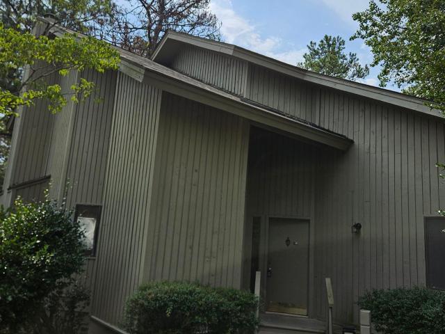 96 Ligustrum Lane
