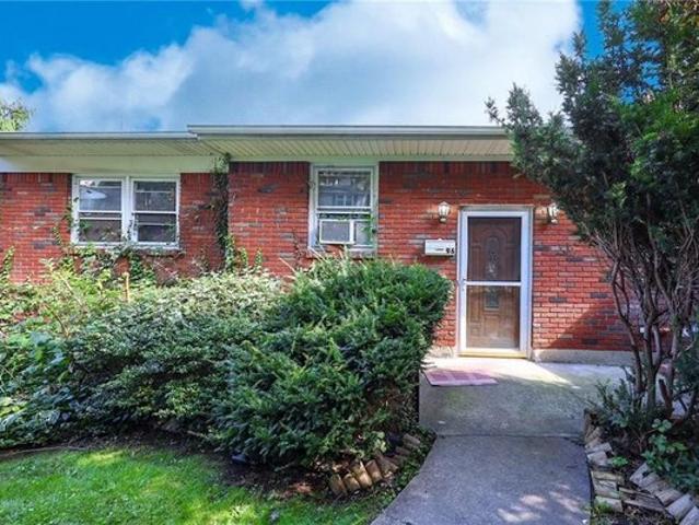 96 Longview Rd, Brooklyn, NY 10304