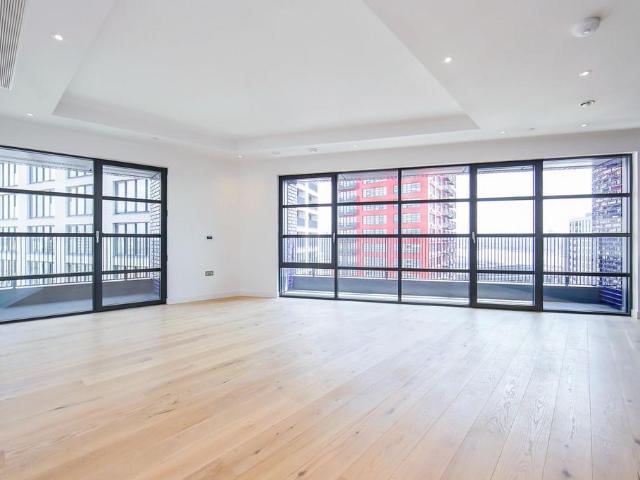 96 Lookout Lane, London E14 1 bed apartment to rent £2,400 pcm £554 pw