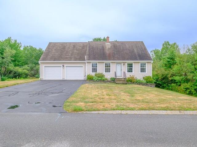 96 Merganser St, Westbrook, ME 04092