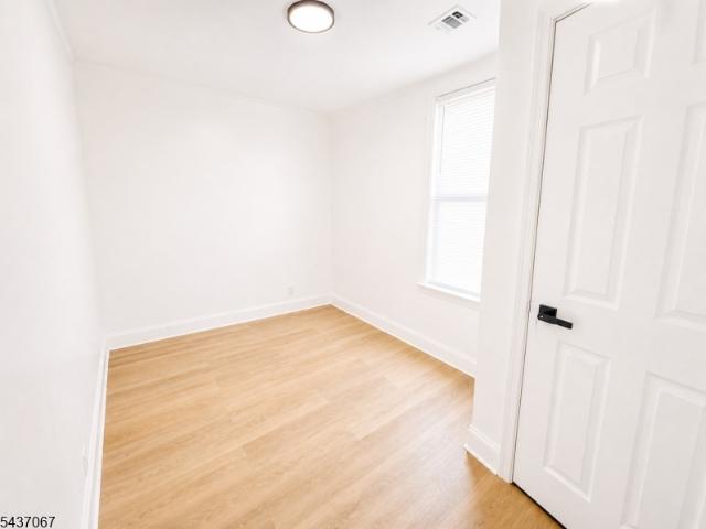 96 Nichols St