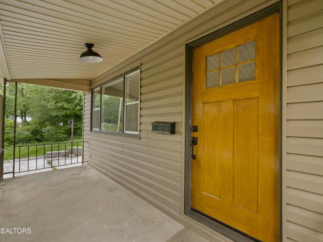 96 Olney Lane