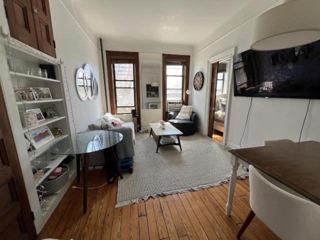96 Perry Street, New York, NY