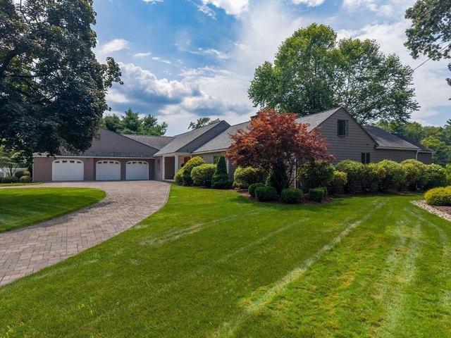 96 Prynnwood Rd, Longmeadow, MA 01106