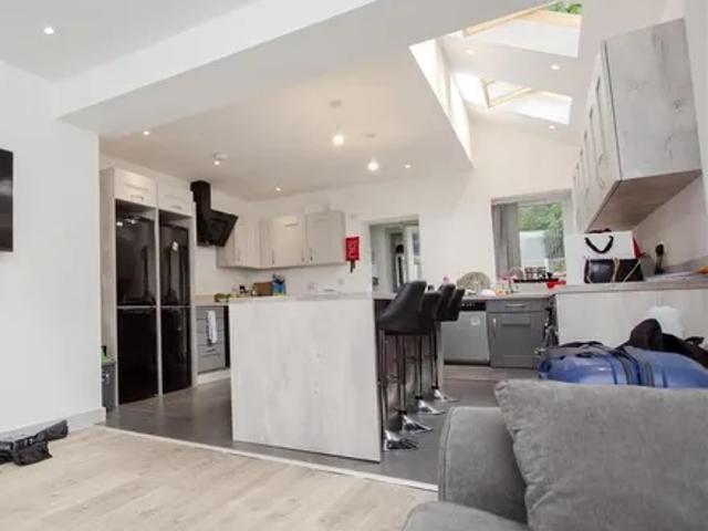 96 Raddlebarn Road, Stirchley, B29 6HQ, United Kingdom | 5 bed house for rent #134707410 | Rentberry
