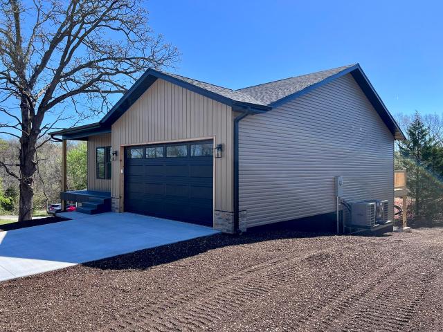 96 Rainbow Hill Lane
