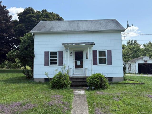 96 Ridge Rd, Westtown, NY 10998