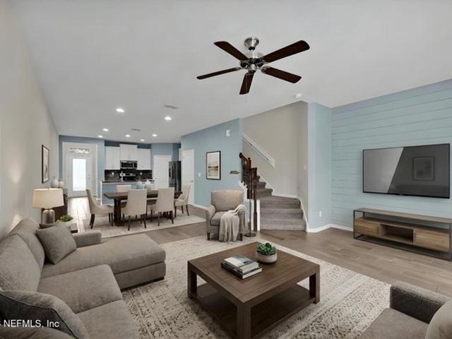 96 Servia Dr, Saint Johns, FL 32259